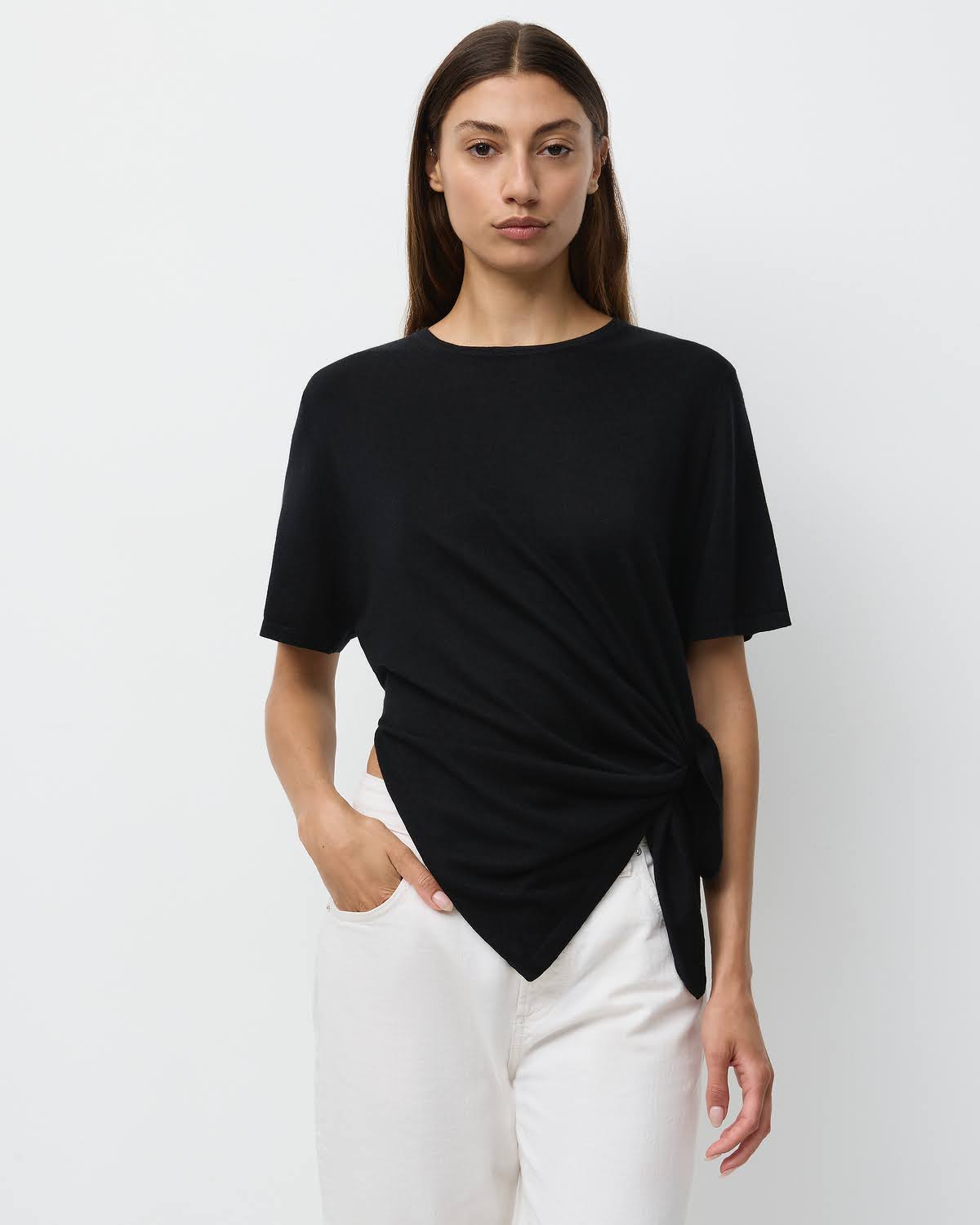THE SIDE TEE - BLACK – THE CURATED